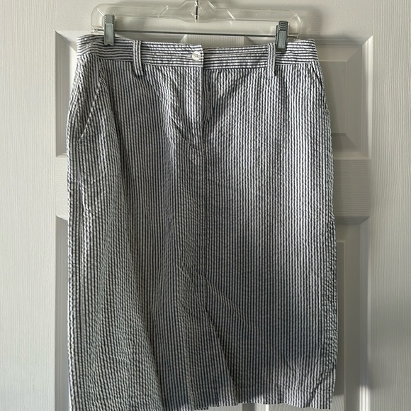 Isaac Mizrahi | Skirts | Isaac Mizarahi Seersucker Skirt | Poshmark